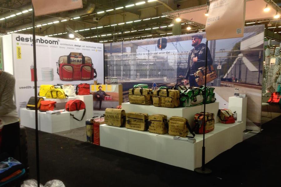 Cubiqz - Cardboard expo